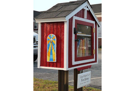 Wahalla church installs miniature outdoor lending library - Baptist Courier